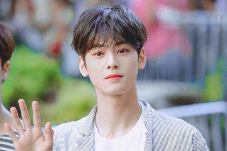 아스트로 차은우차은우 사진차은우 움짤차은우 얼굴천재차은우 배경화면차은우 레전드차은우 고화질차은우 화보차은우 셀카