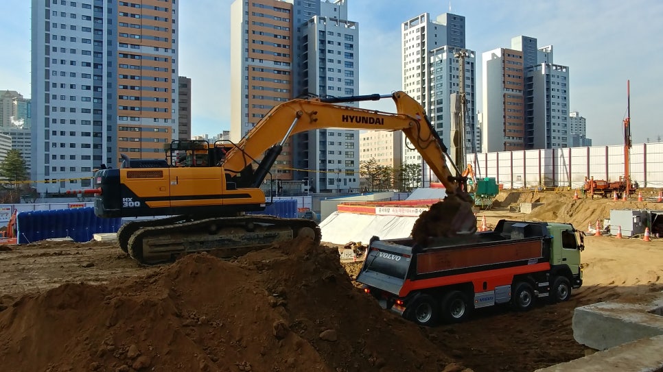성토와 절토의 성절토 포크레인 백호우 및 덤프 트럭 뷰 네이버 블로그