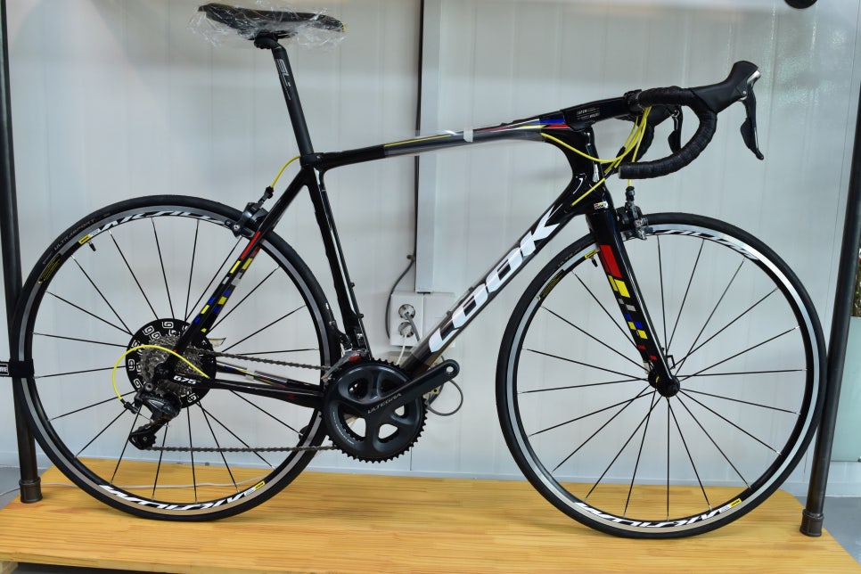 룩LOOK 로드자전거 총출동 컨셉스토어 : 네이버 블로그